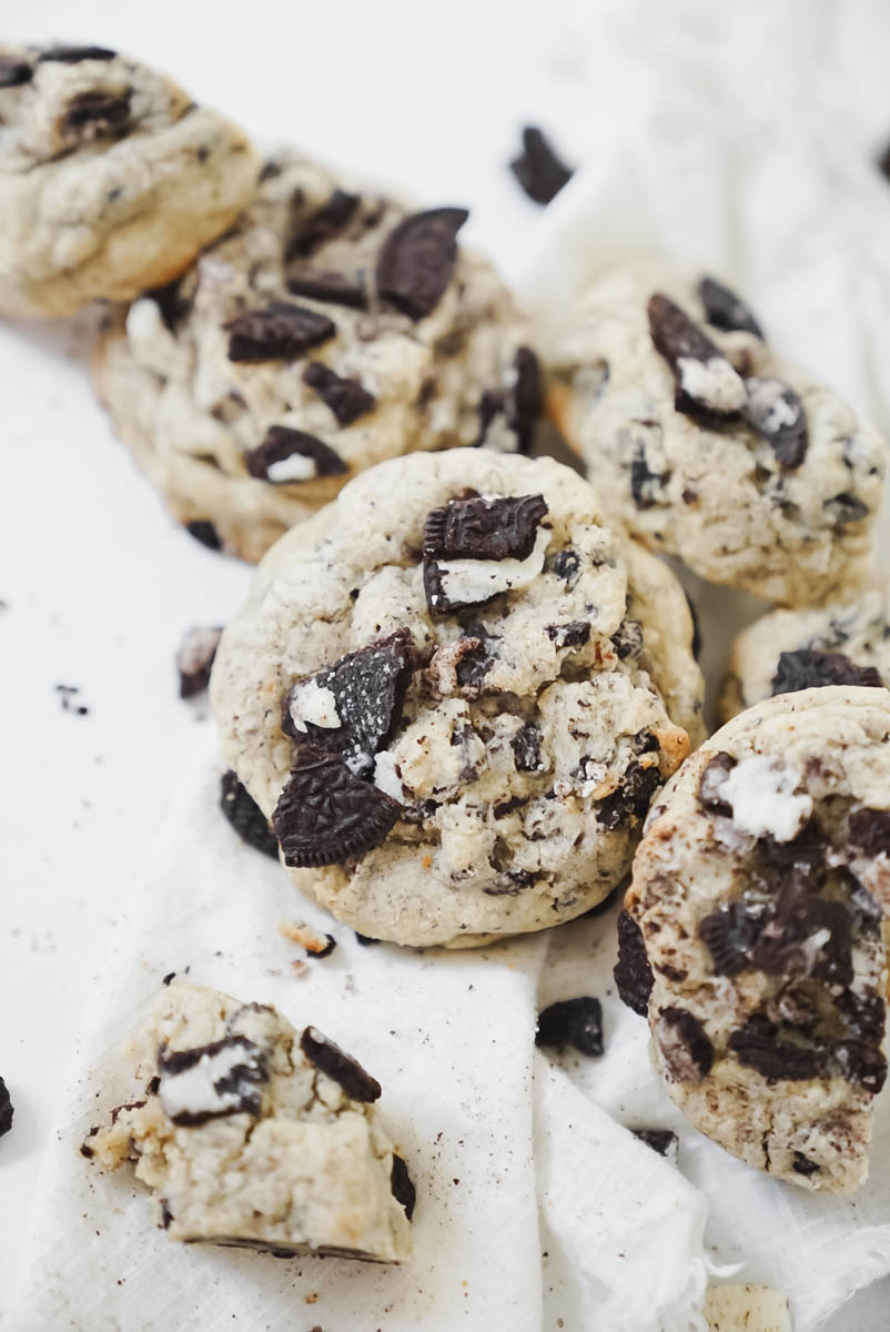 Bakery Style Oreo Chocolate Chip Cookies - Cake Babe