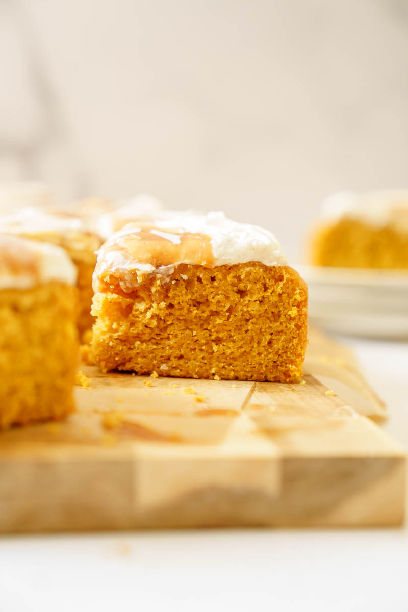 The Most Splendid Caramel Pumpkin Sheet Cake - Cake Babe