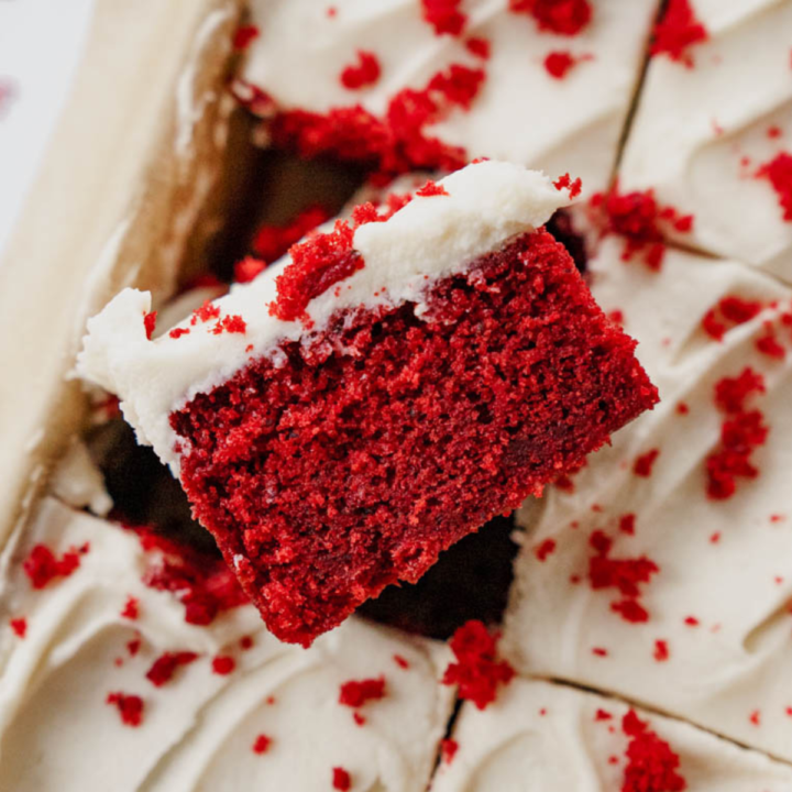 Simple 9x13 Red Velvet Sheet Cake Recipe - Cake Babe