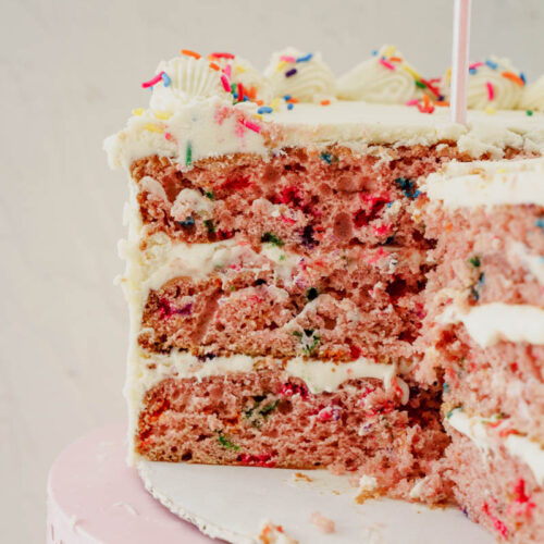 Strawberry Funfetti Cake With Real Strawberries - Cake Babe