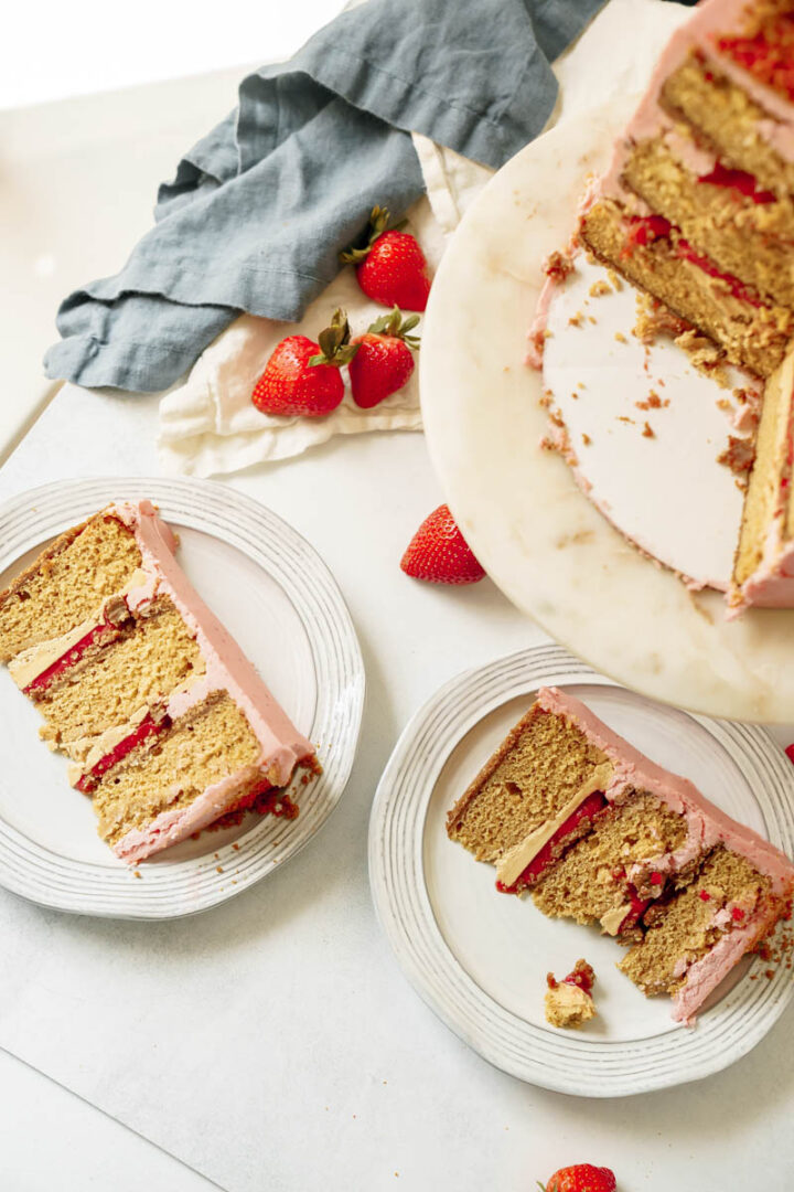 Crowd-Pleasing Strawberry Biscoff Cake - Cake Babe