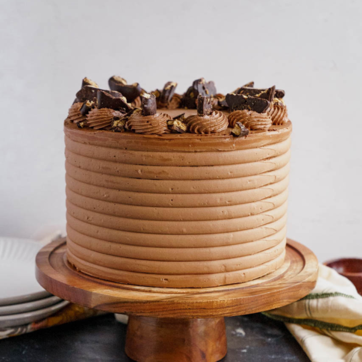 Easy To Make Chocolate Graham Cracker Cake - Cake Babe Bakery