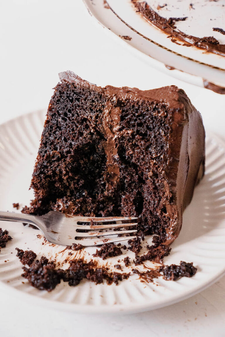 Copycat Portillo's Chocolate Cake Recipe - Cake Babe