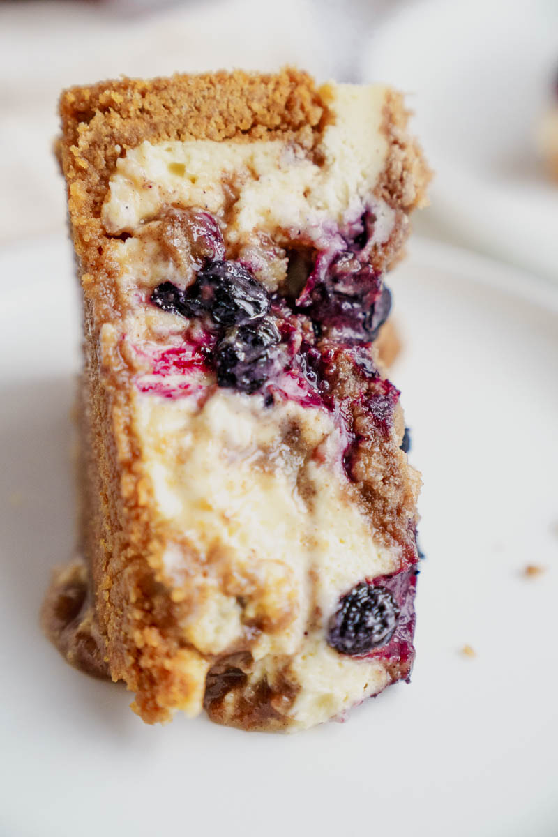 Blueberry Muffin Cheesecake With Crumble Topping - Cake Babe